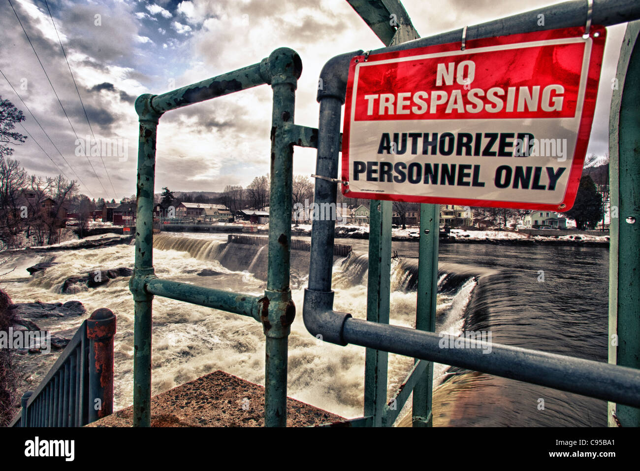 Waterfall sign hi-res stock photography and images - Alamy
