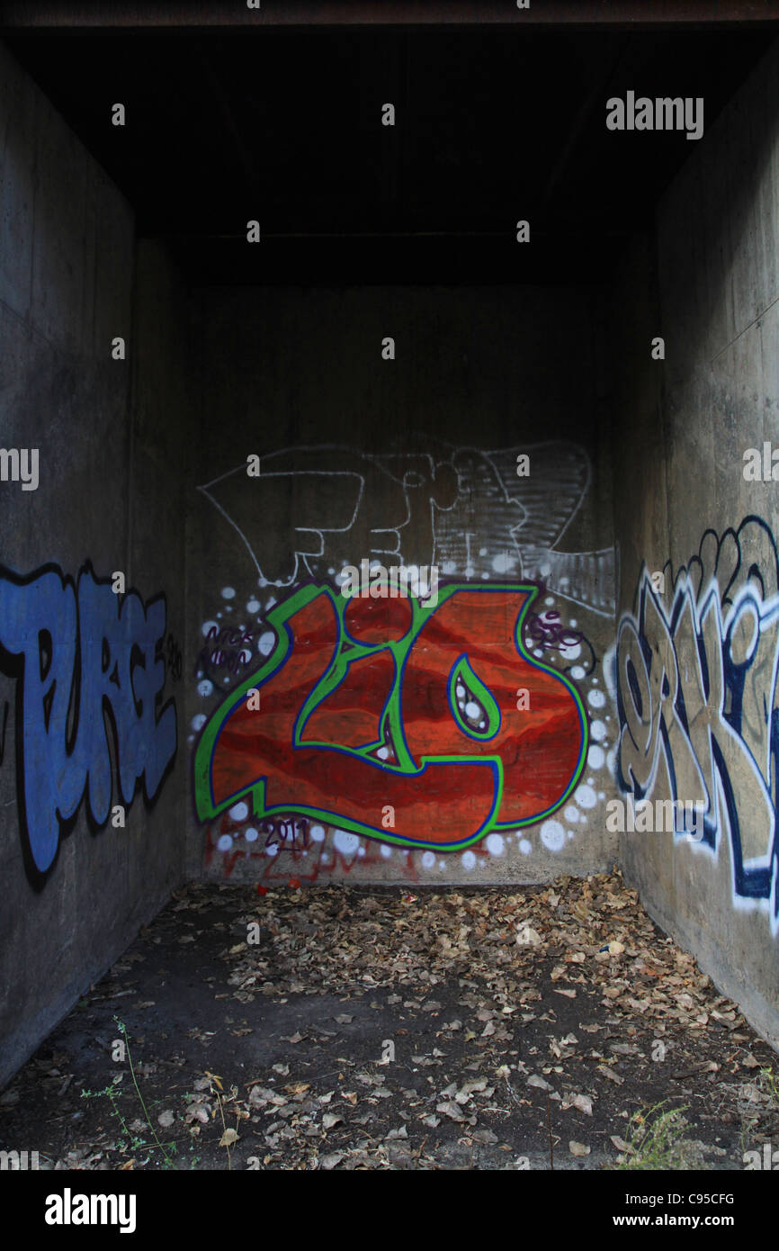 Graffiti covered walls hi-res stock photography and images - Alamy
