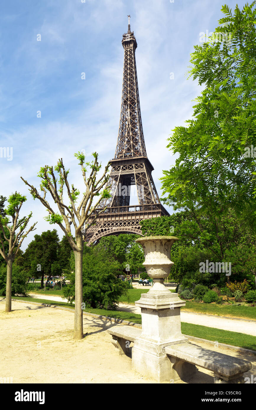 Spring park with Eiffel tower Stock Photo - Alamy