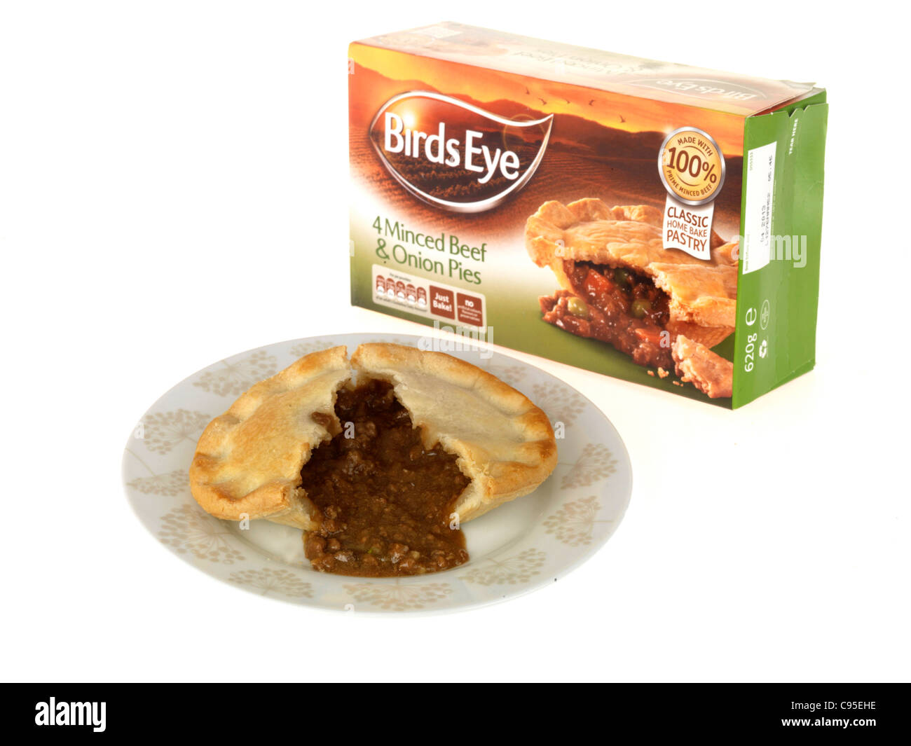 Minced beef pies Cut Out Stock Images & Pictures - Alamy