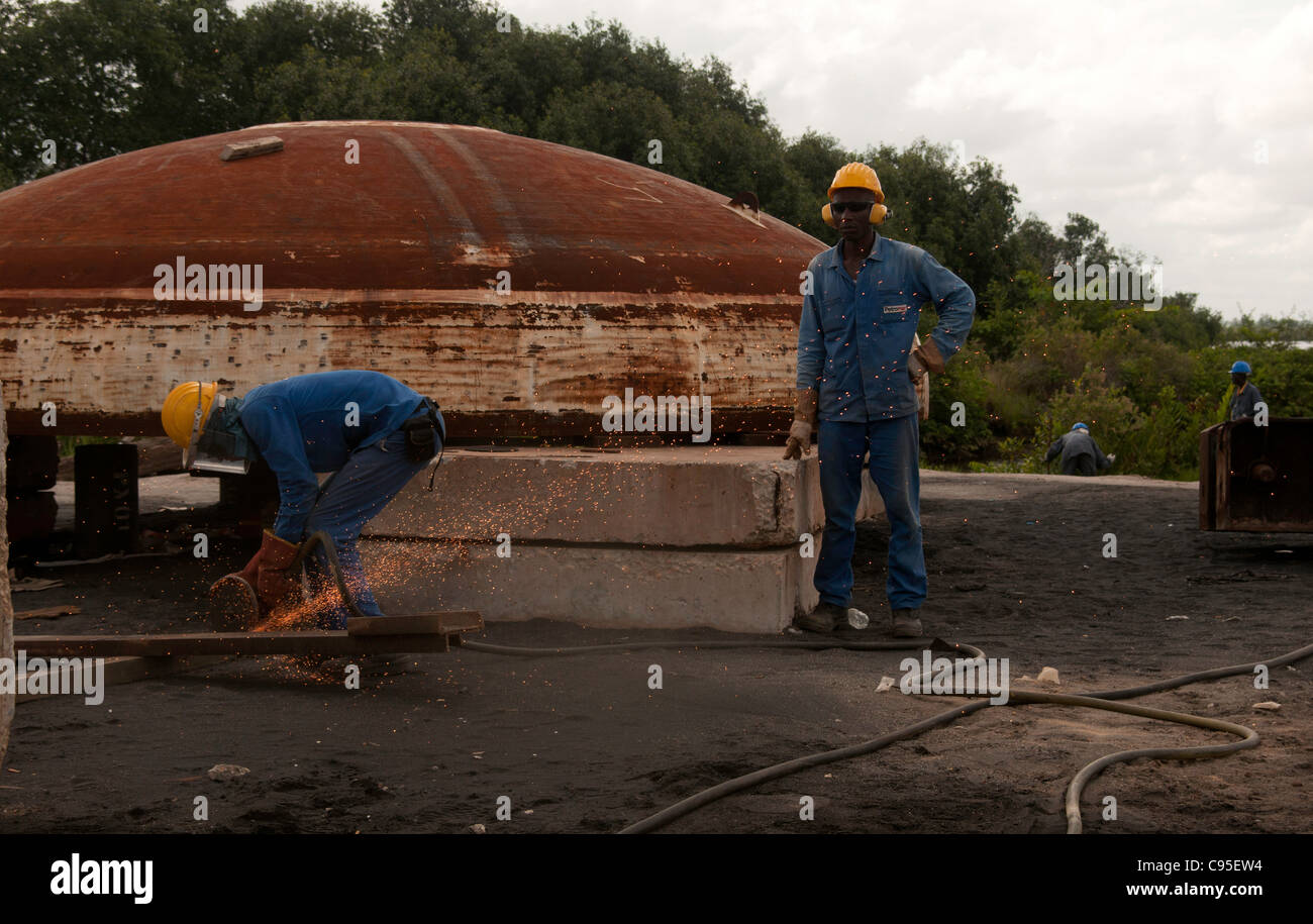 African steel works hi-res stock photography and images - Alamy