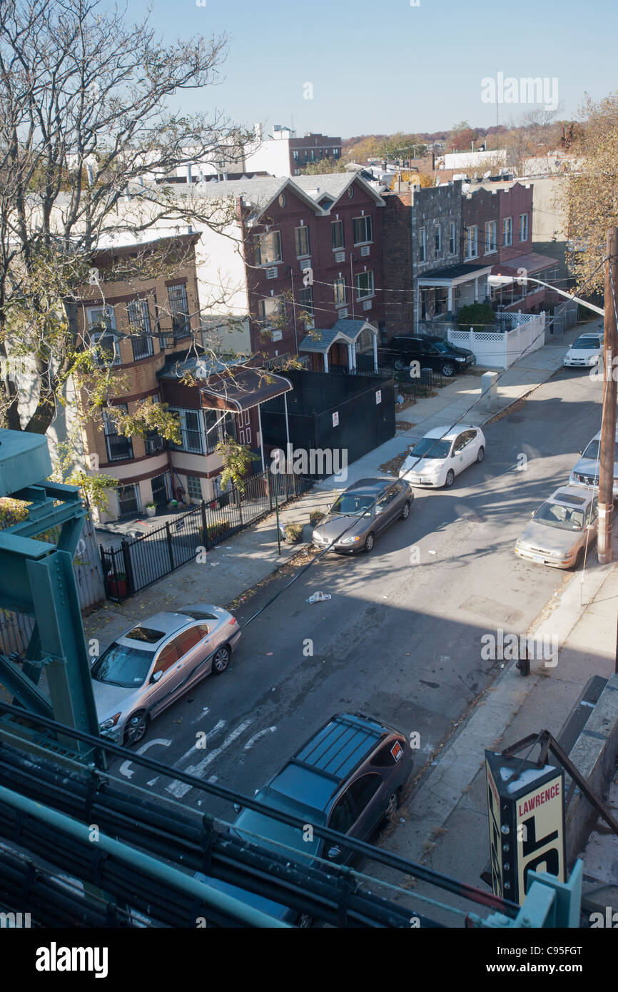 Homes in the East New York neighborhood of Brooklyn in New York are ...