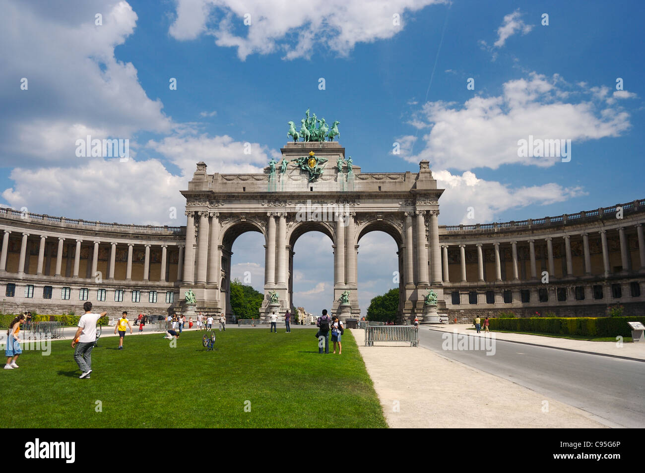 The Triumphal Arch looks out over Cinquantenaire Park in Brussels ...