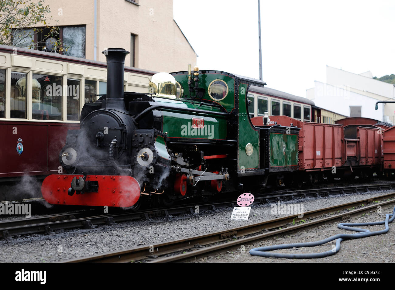 Linda steam locomotive on the Ffestiniog railway porthmadog gwynedd ...