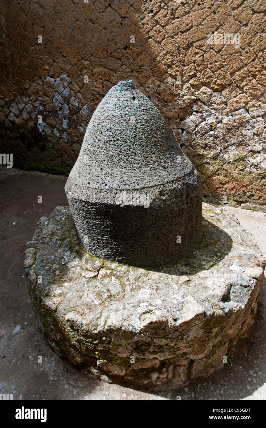 Herculaneum resina hi-res stock photography and images - Alamy