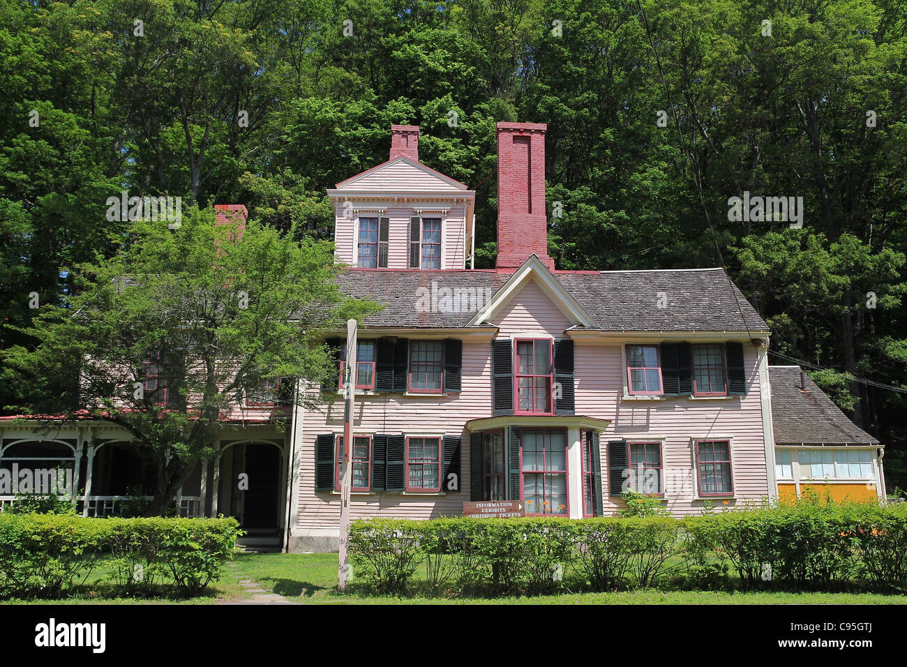 "The Wayside," the house where Louisa May Alcott, author of "LIttle ...