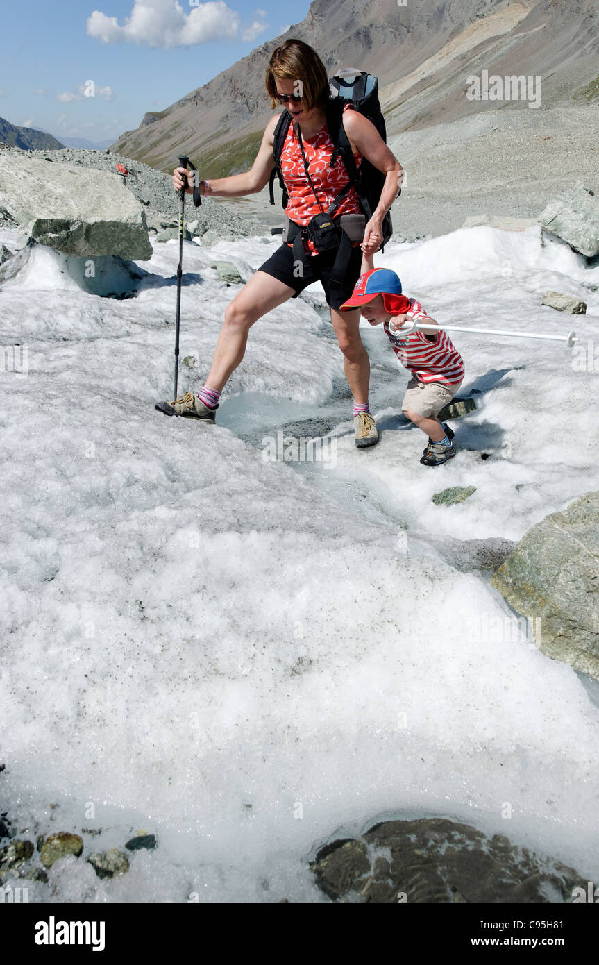 Cabane Des Dix Stock Photos & Cabane Des Dix Stock Images - Alamy