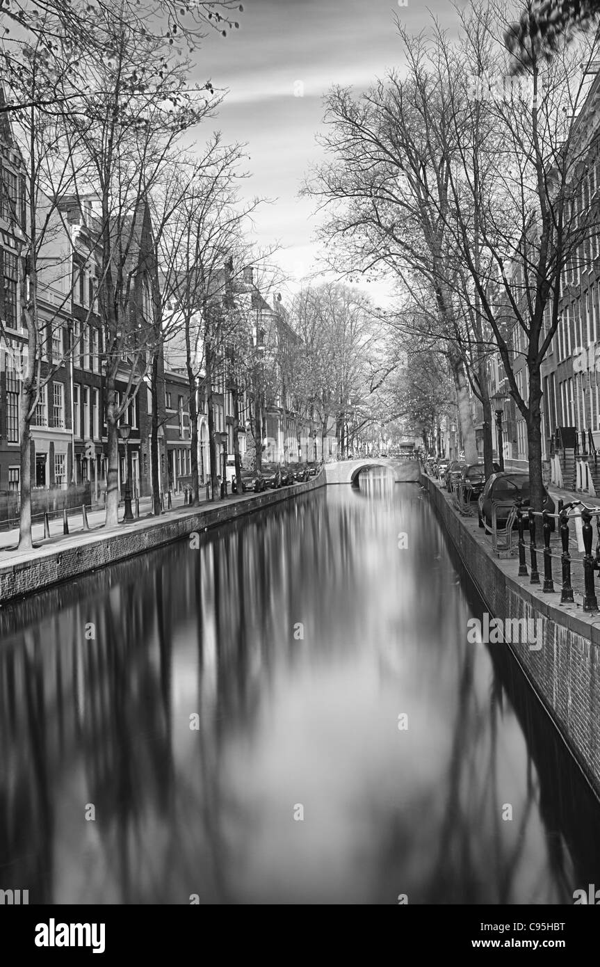 Amsterdam bridge black and white hi-res stock photography and images ...