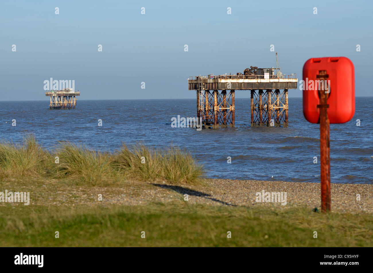 Offshore cooling platform hi-res stock photography and images - Alamy