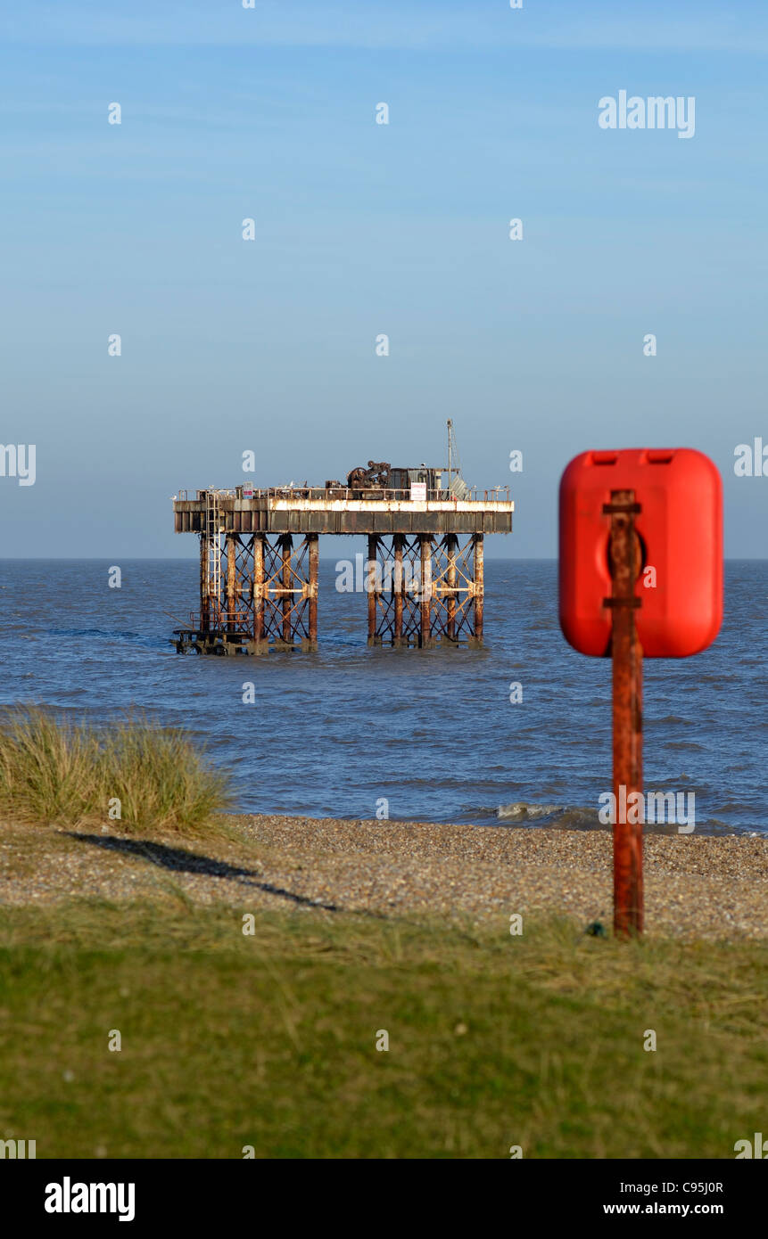 offshore cooling platform sizewell suffolk uk Stock Photo - Alamy