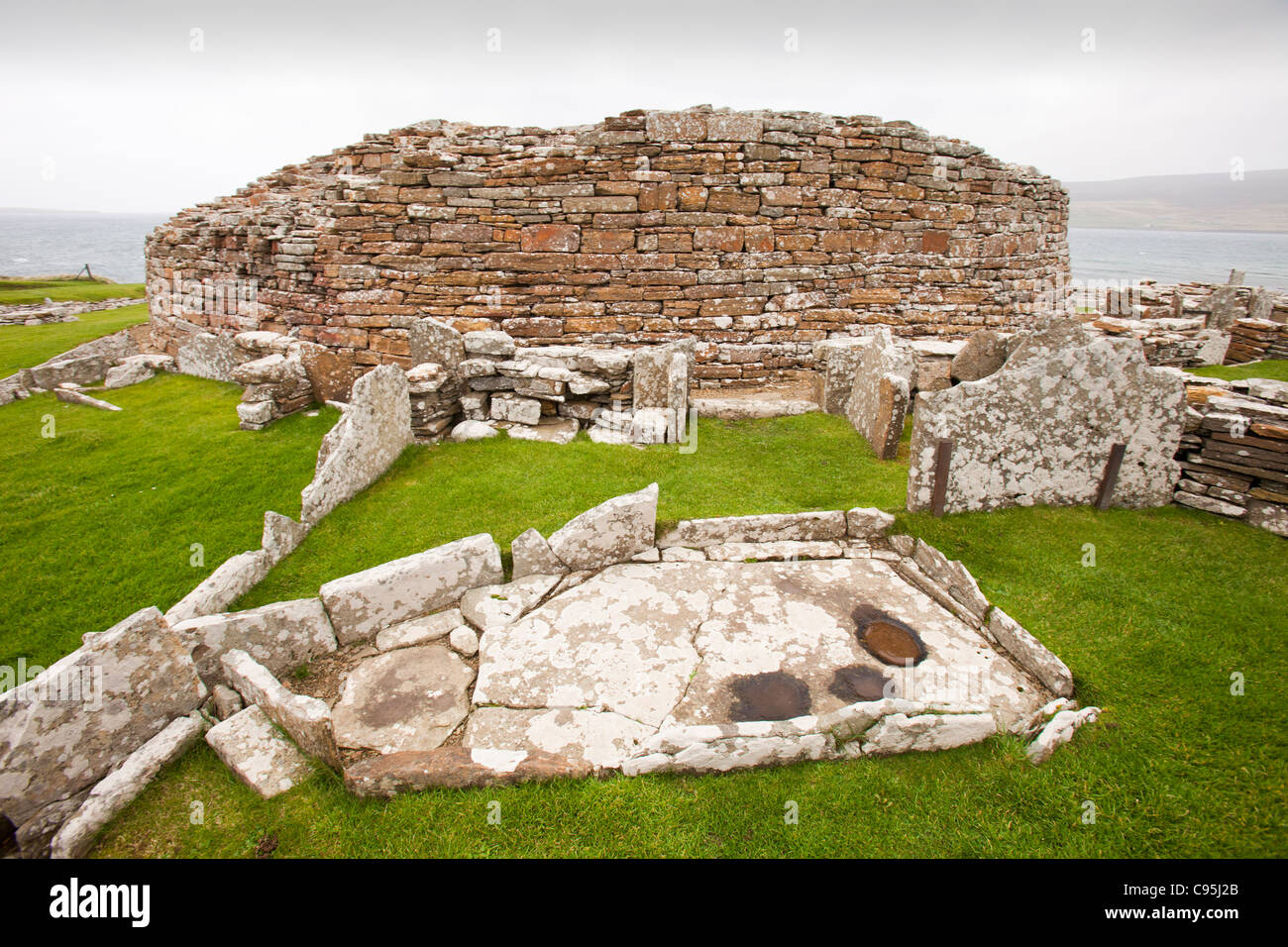 The Broch of Gurness is the best preserved Broch in Orkney Stock Photo ...