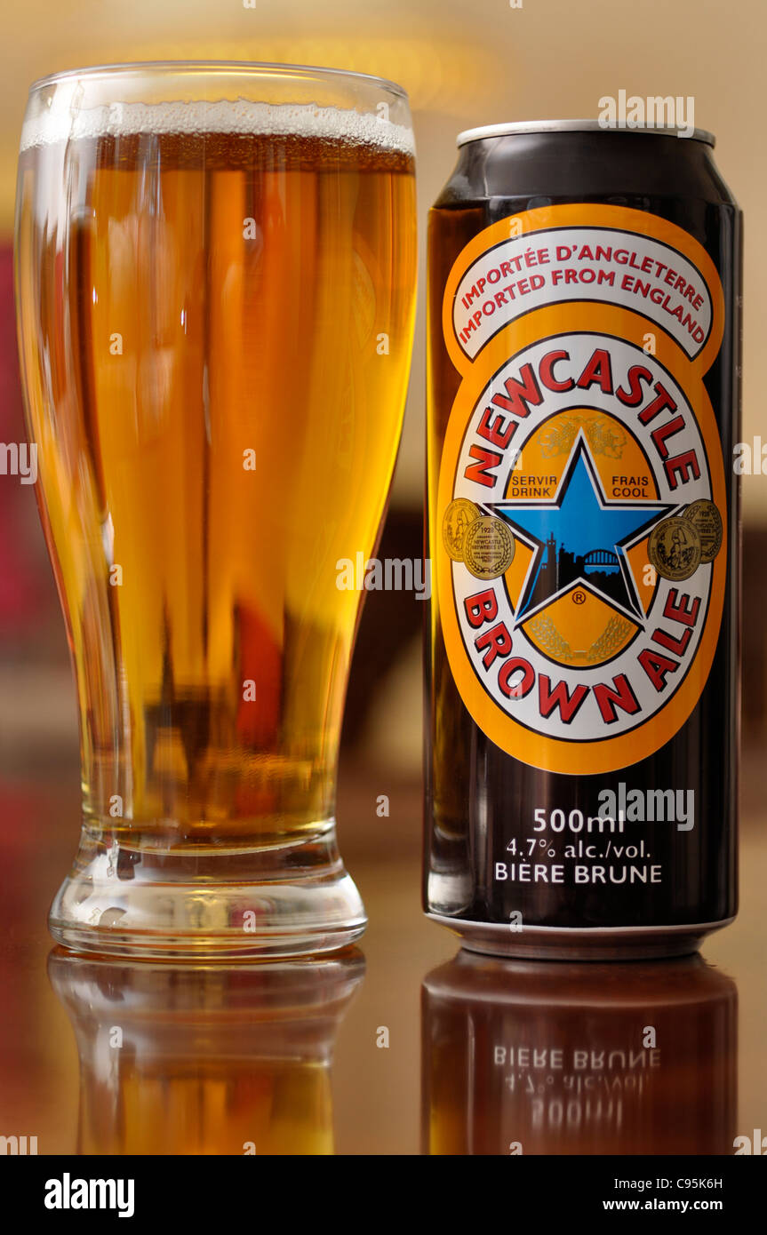 Beer Can and Glass Stock Photo - Alamy