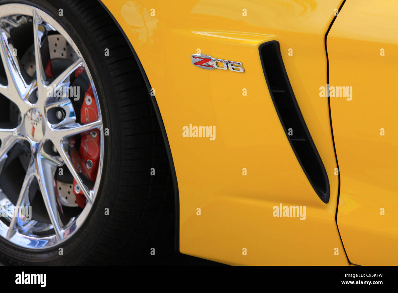 Chrome chevy emblem hi-res stock photography and images - Alamy