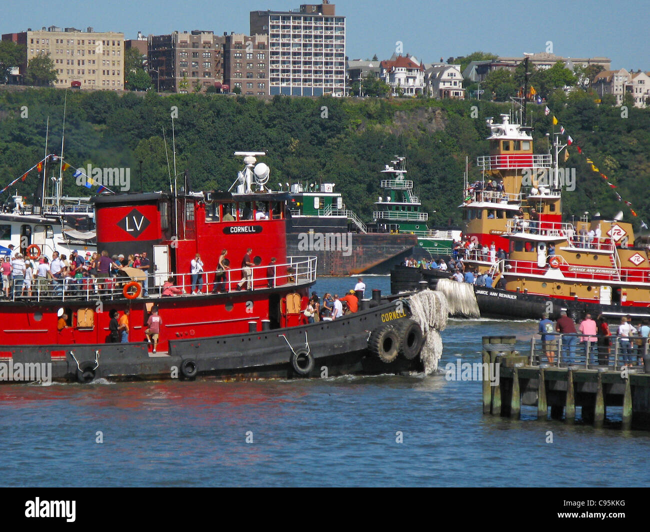 Tugboat races on the Hudson River in New York City Stock Photo - Alamy