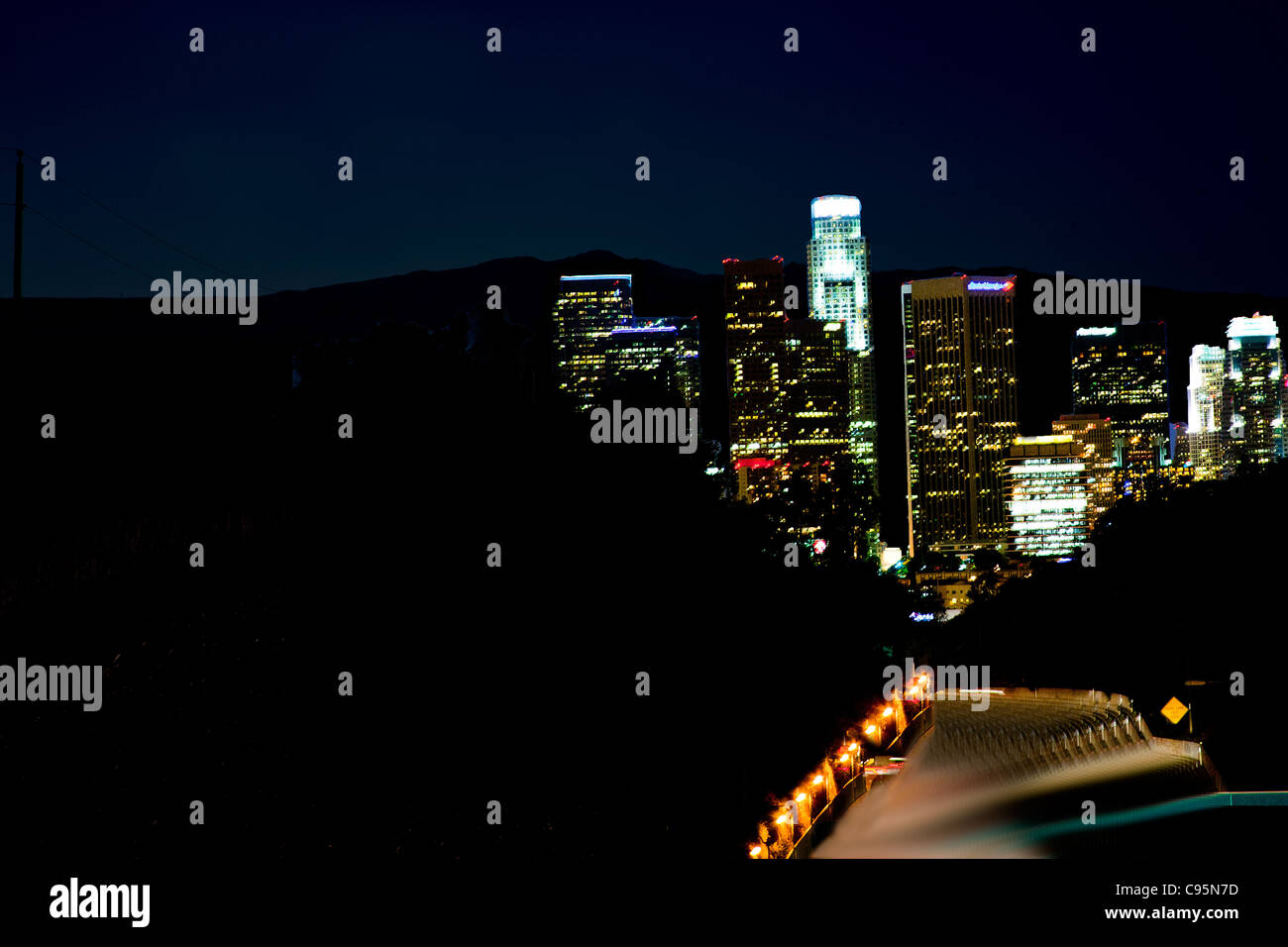 Los angeles night hi-res stock photography and images - Alamy