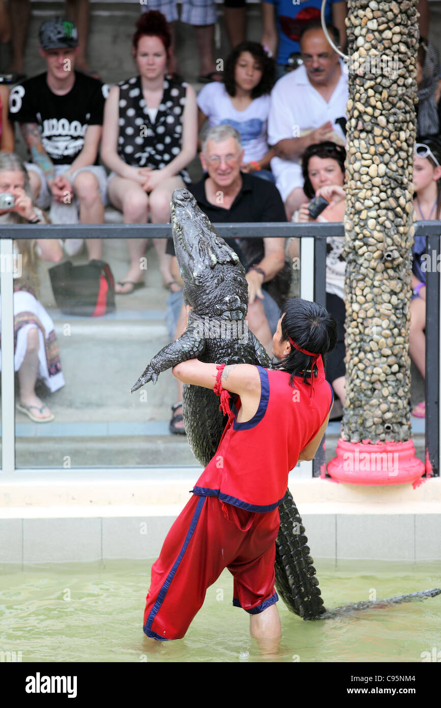 Phuket zoo hi-res stock photography and images - Alamy