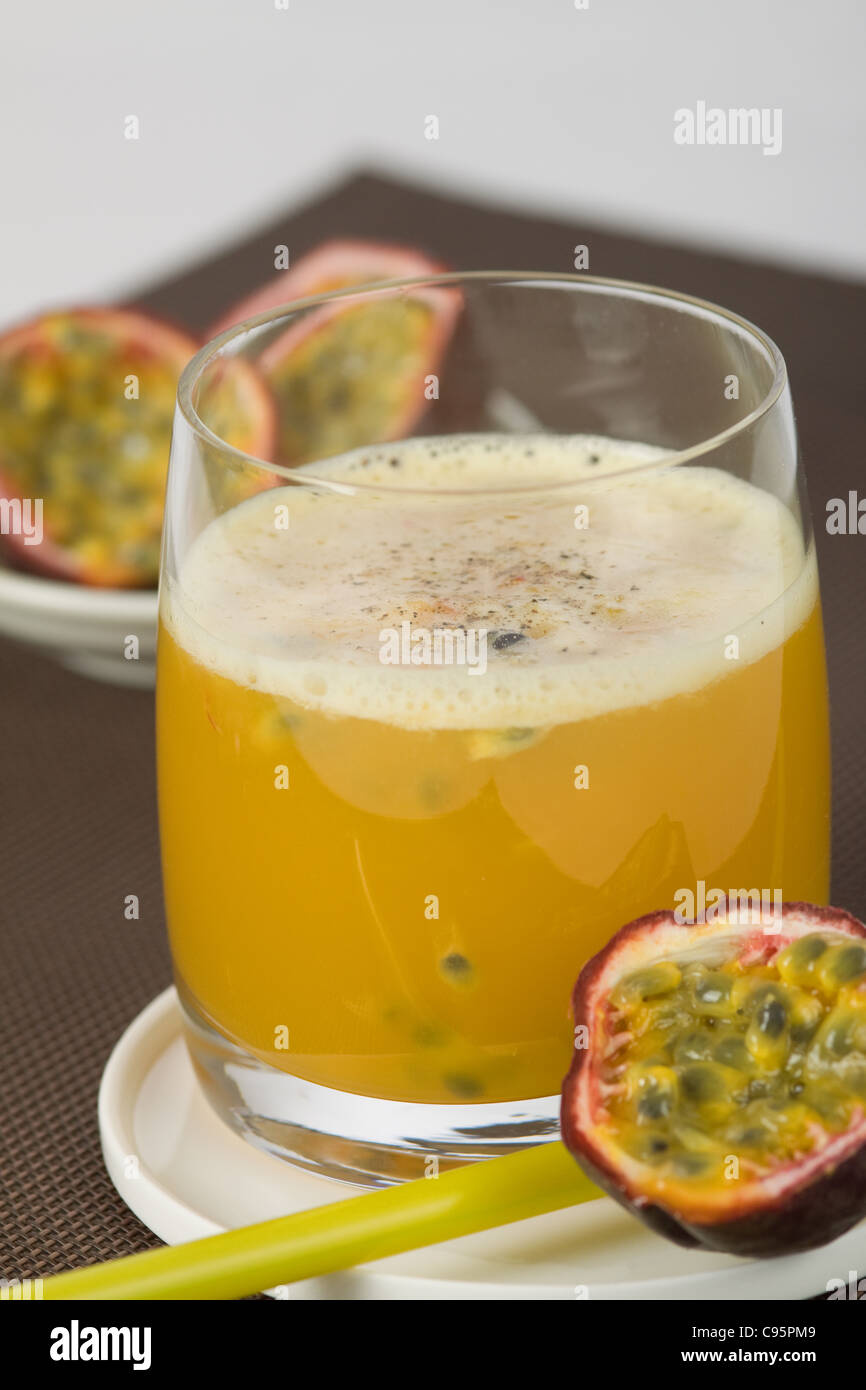 Foam fruit hi-res stock photography and images - Alamy