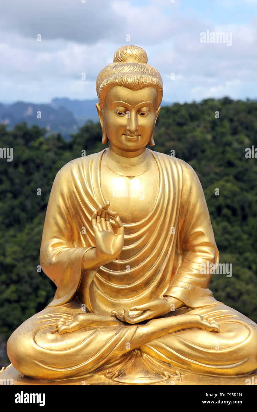 Tiger statue temple hi-res stock photography and images - Alamy