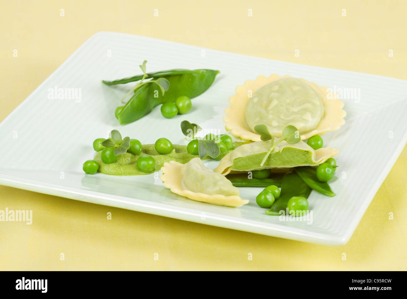 Pea cress hi-res stock photography and images - Alamy