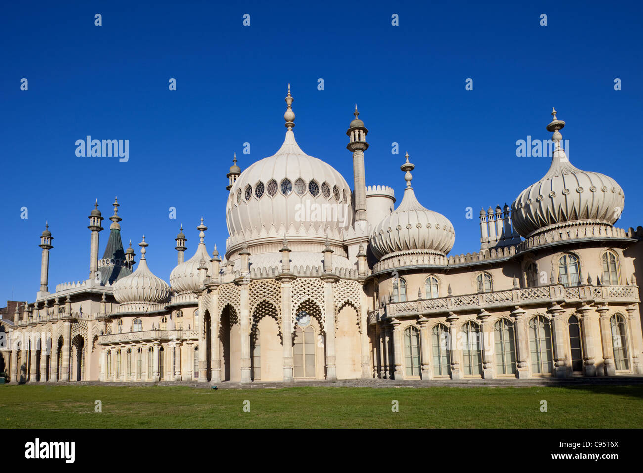 Royal pavilion hi-res stock photography and images - Alamy