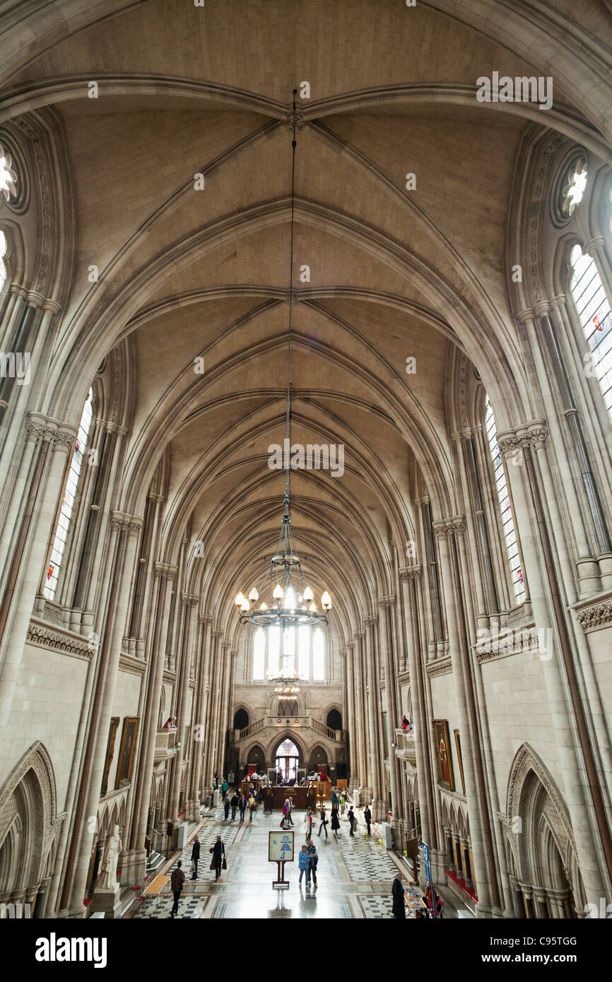 England, London, The Royal Courts of Justice, The Main Hall Stock Photo ...