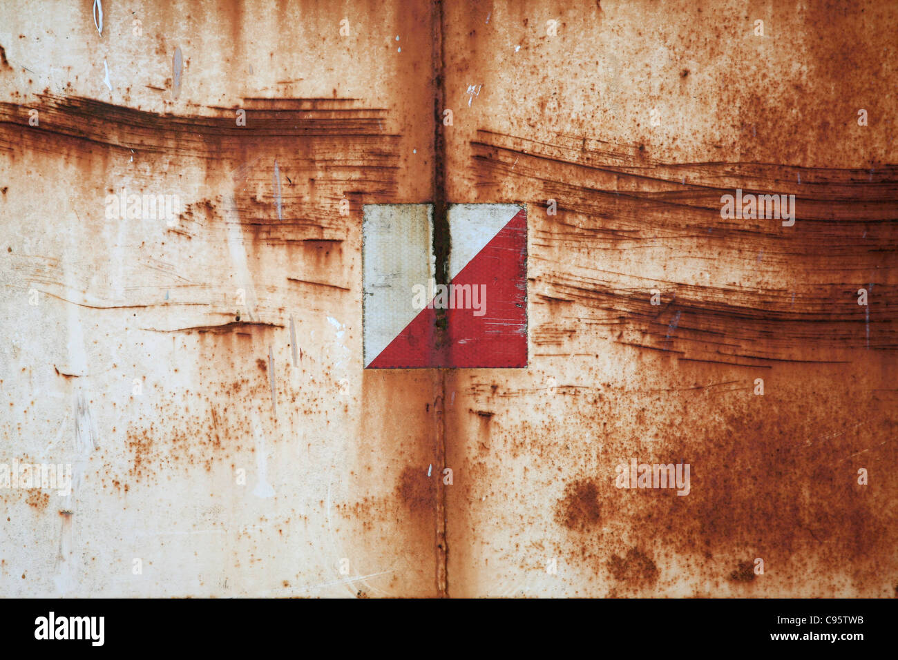 Deep rusty texture hi-res stock photography and images - Alamy