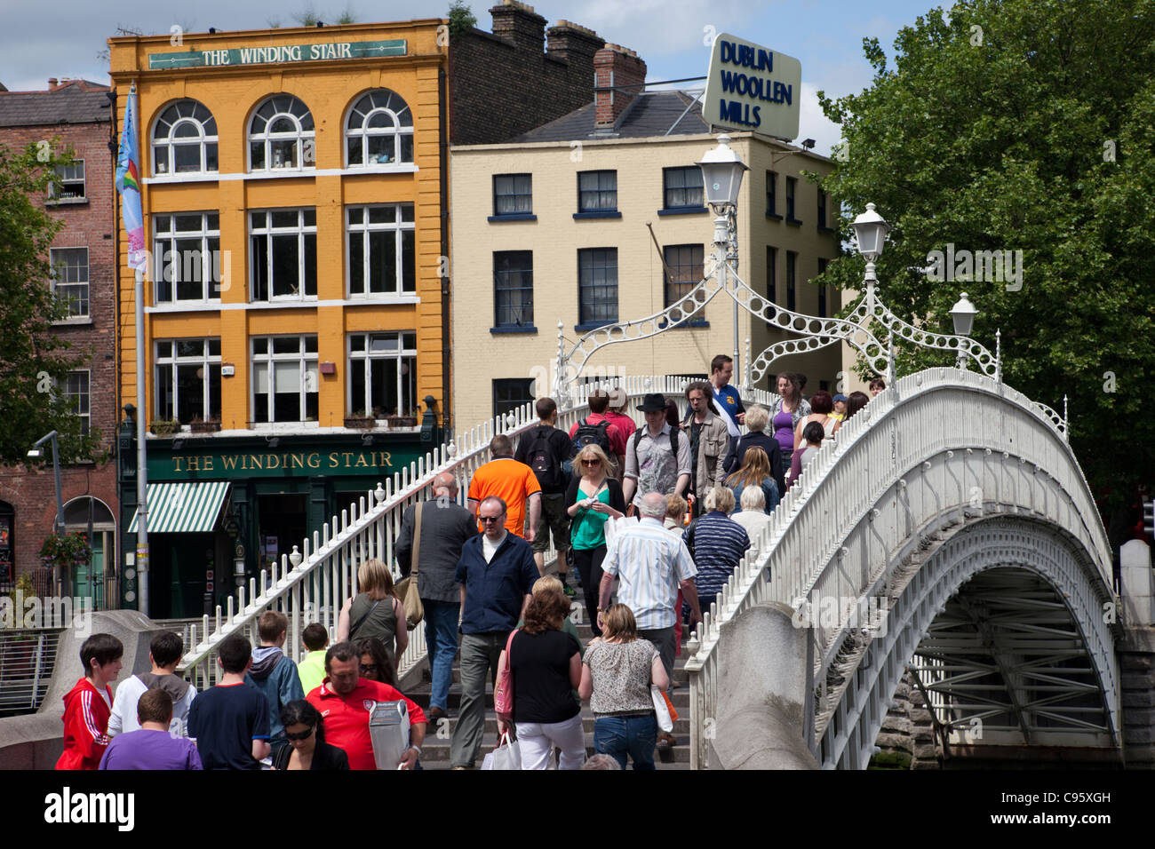 Republic of Ireland, Dublin, Halfpenny Bridge Stock Photo - Alamy