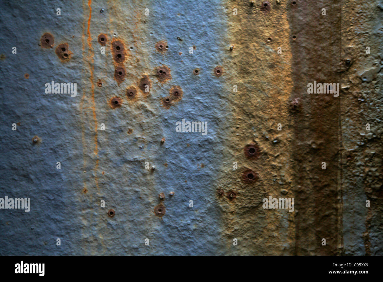 Deep rusty texture hi-res stock photography and images - Alamy