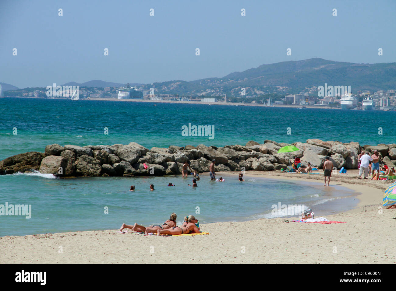 People on beach Mallorca Majorca Balearic Spain Stock Photo - Alamy