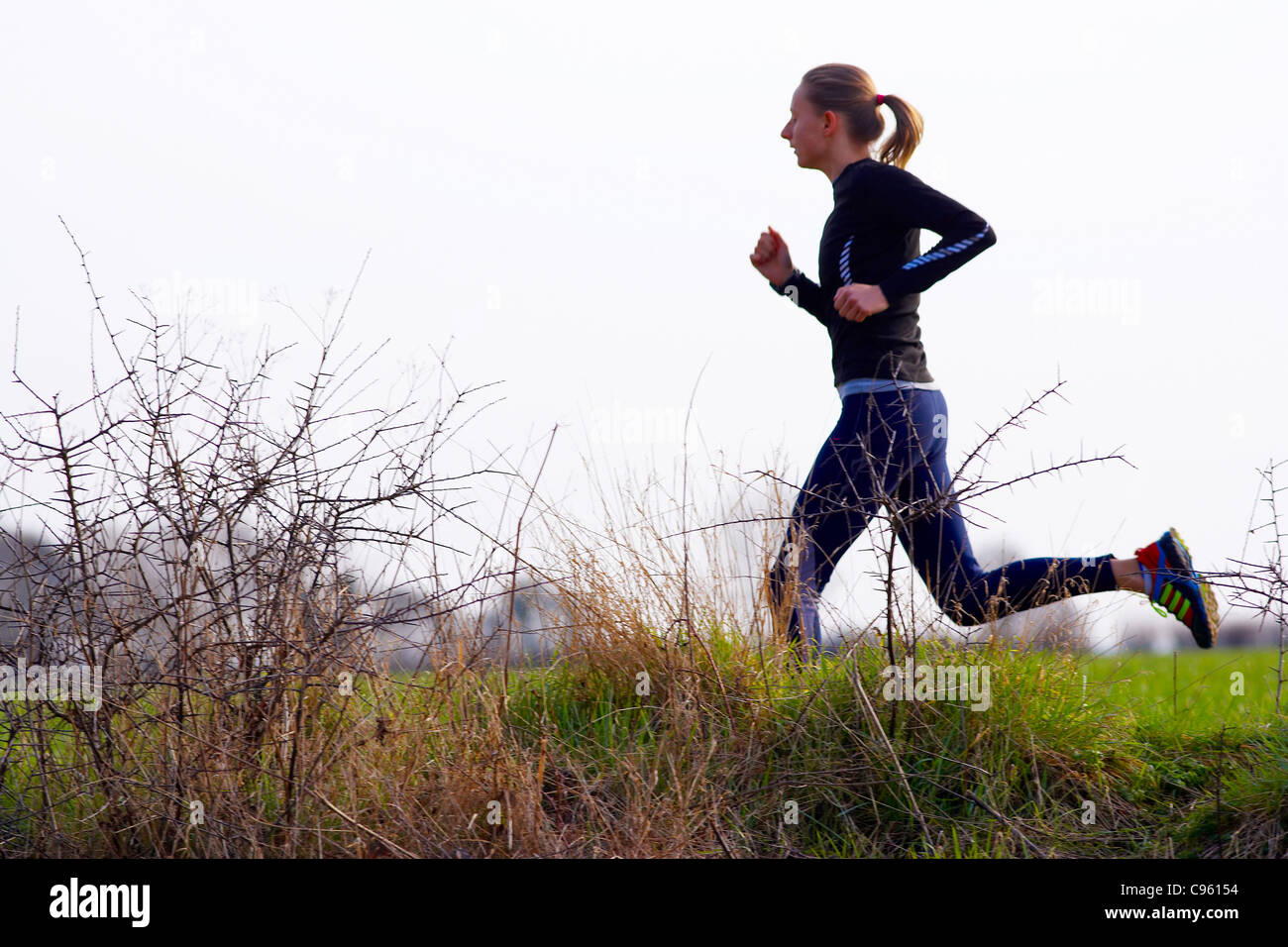 Cross country running hi-res stock photography and images - Alamy