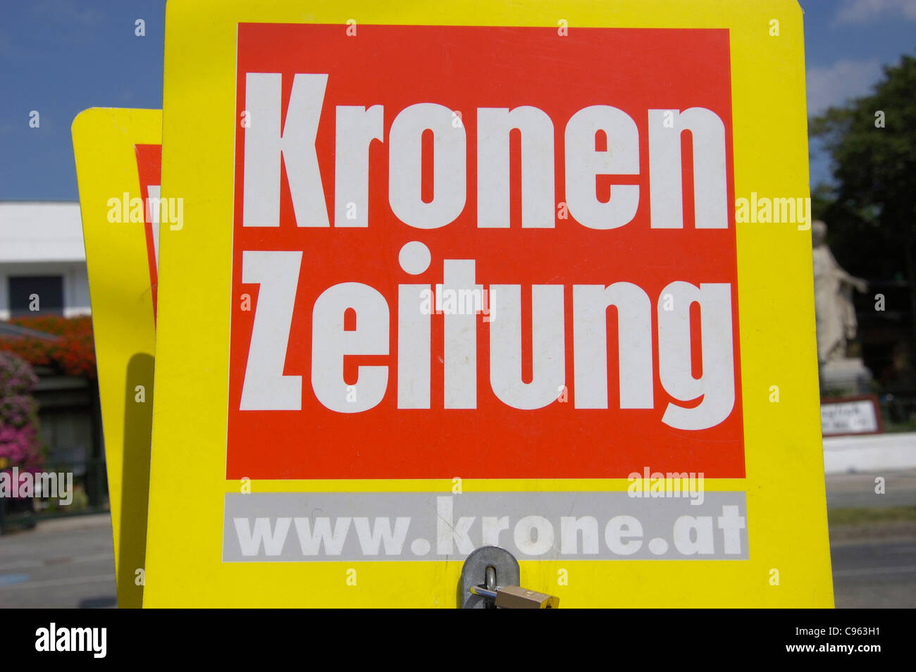 Crown newspaper hi-res stock photography and images - Alamy