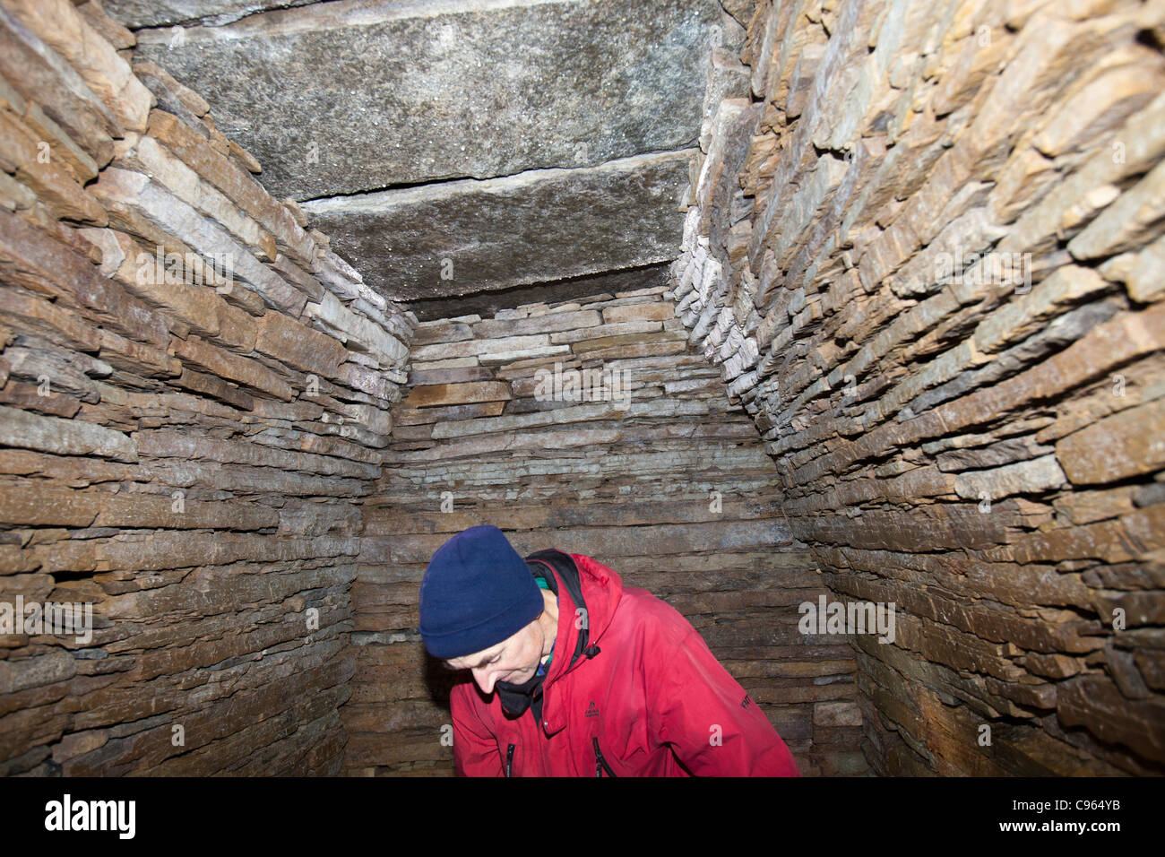 Chambered cairn hi-res stock photography and images - Alamy