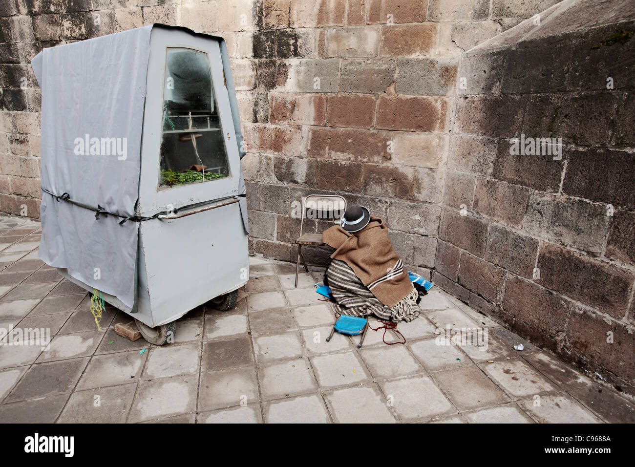 Homeless woman sleeping on street hi-res stock photography and images ...