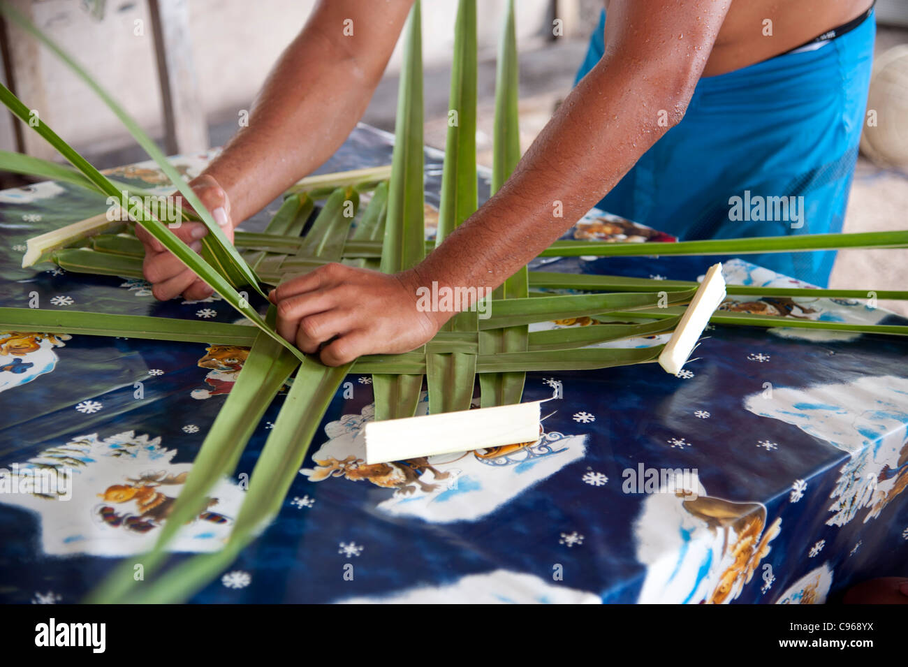 French Polynesia Rangiroa tuamotu Pacific artisanat Stock Photo - Alamy