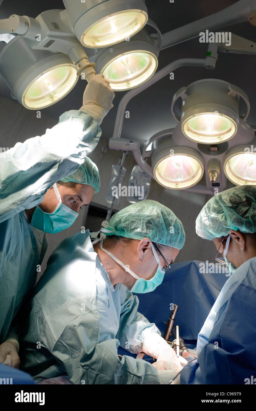 Gynecological surgery hi-res stock photography and images - Alamy