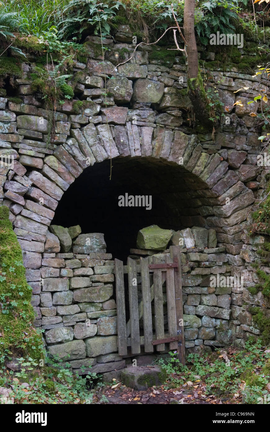 Culvert path hi-res stock photography and images - Alamy