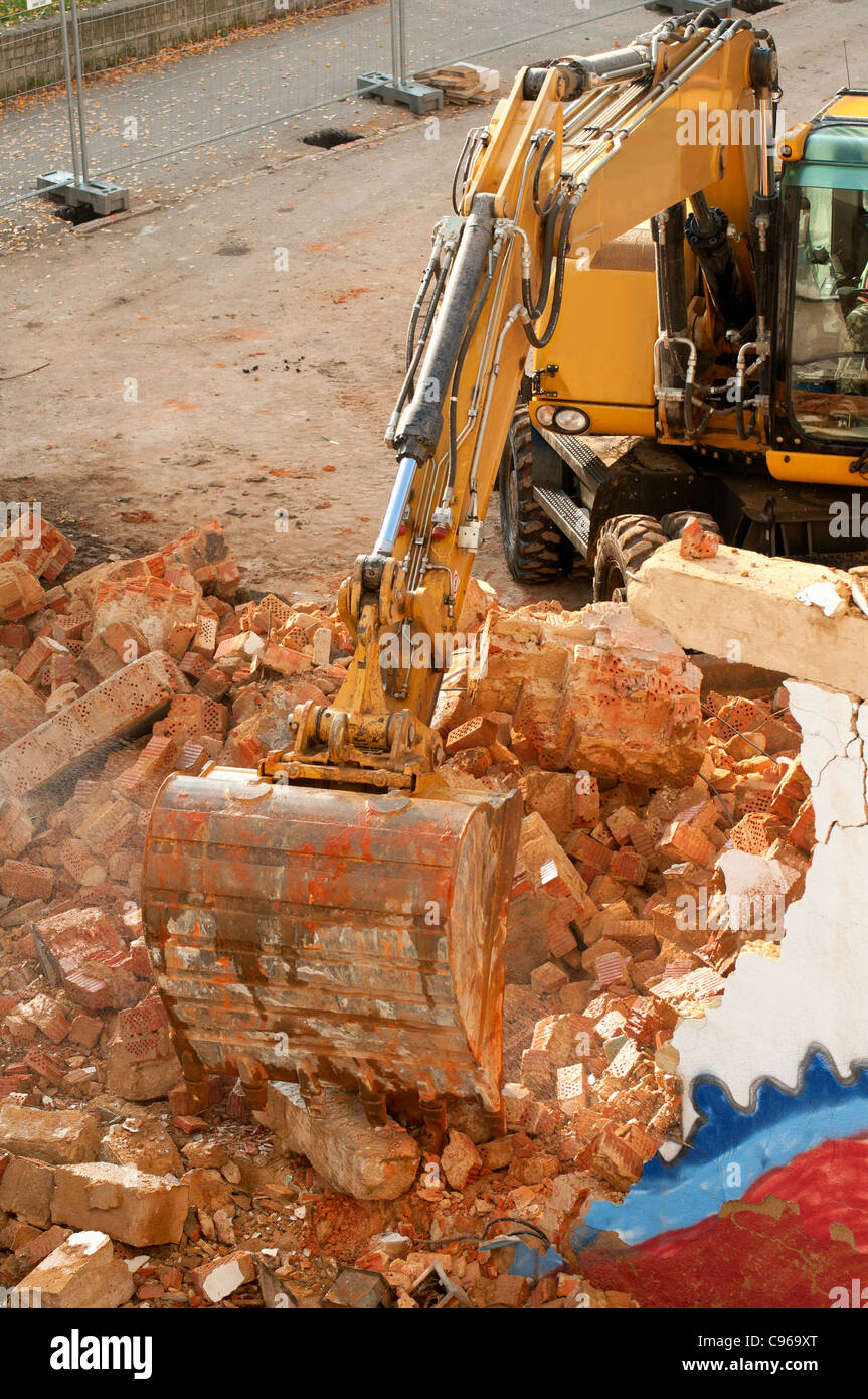Digger house hi-res stock photography and images - Alamy