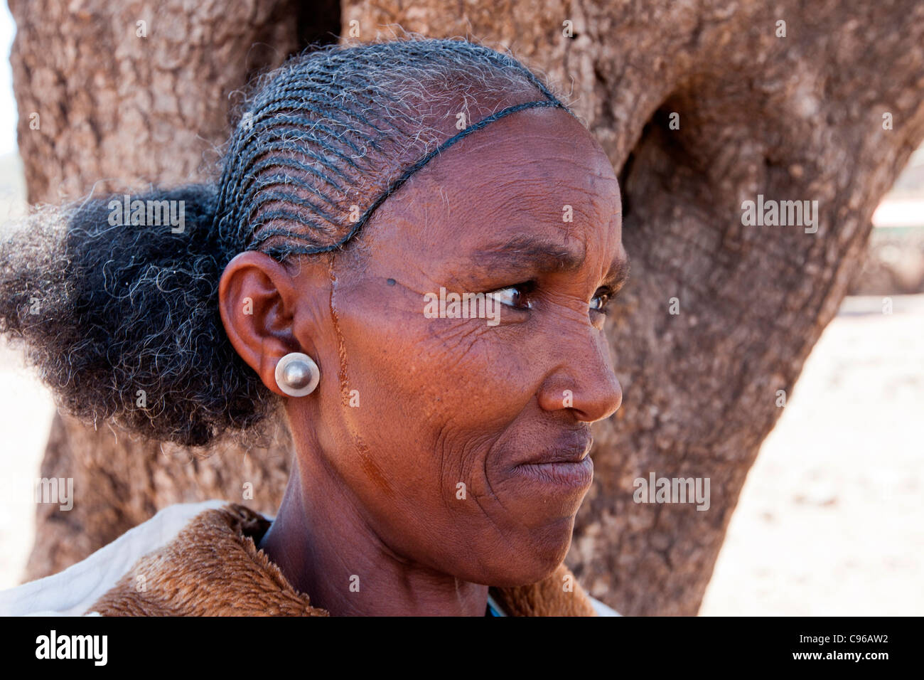 Tigray style hair hi-res stock photography and images - Alamy