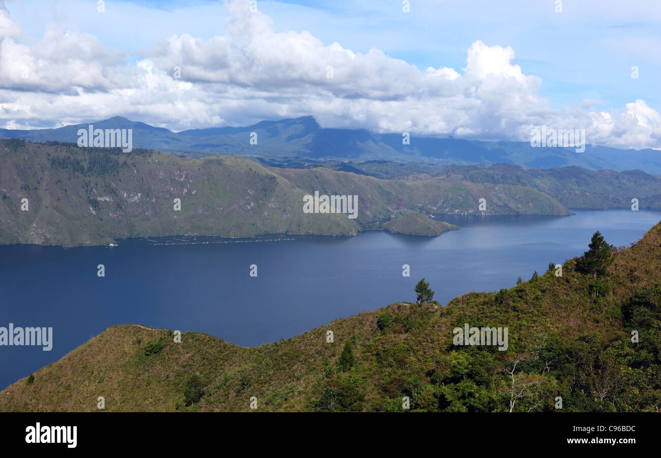 Largest lake in southeast asia hi-res stock photography and images - Alamy