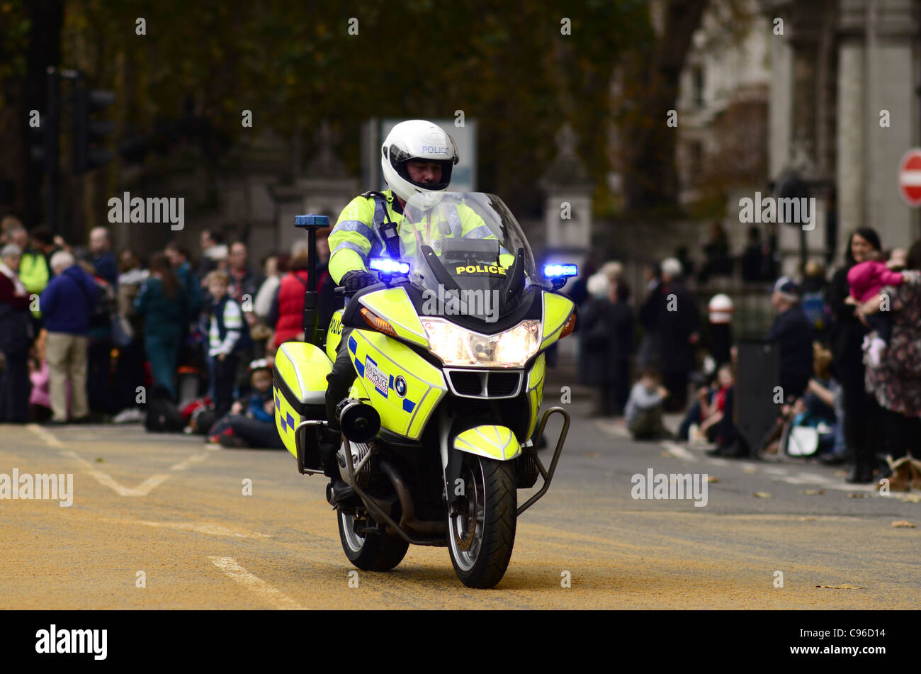 London motorbike police hi-res stock photography and images - Alamy