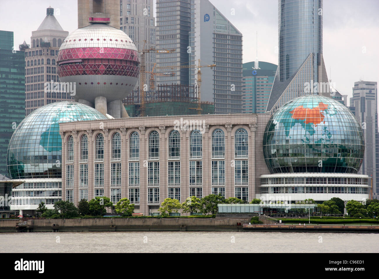 Shanghai tower from the bund hi-res stock photography and images - Alamy