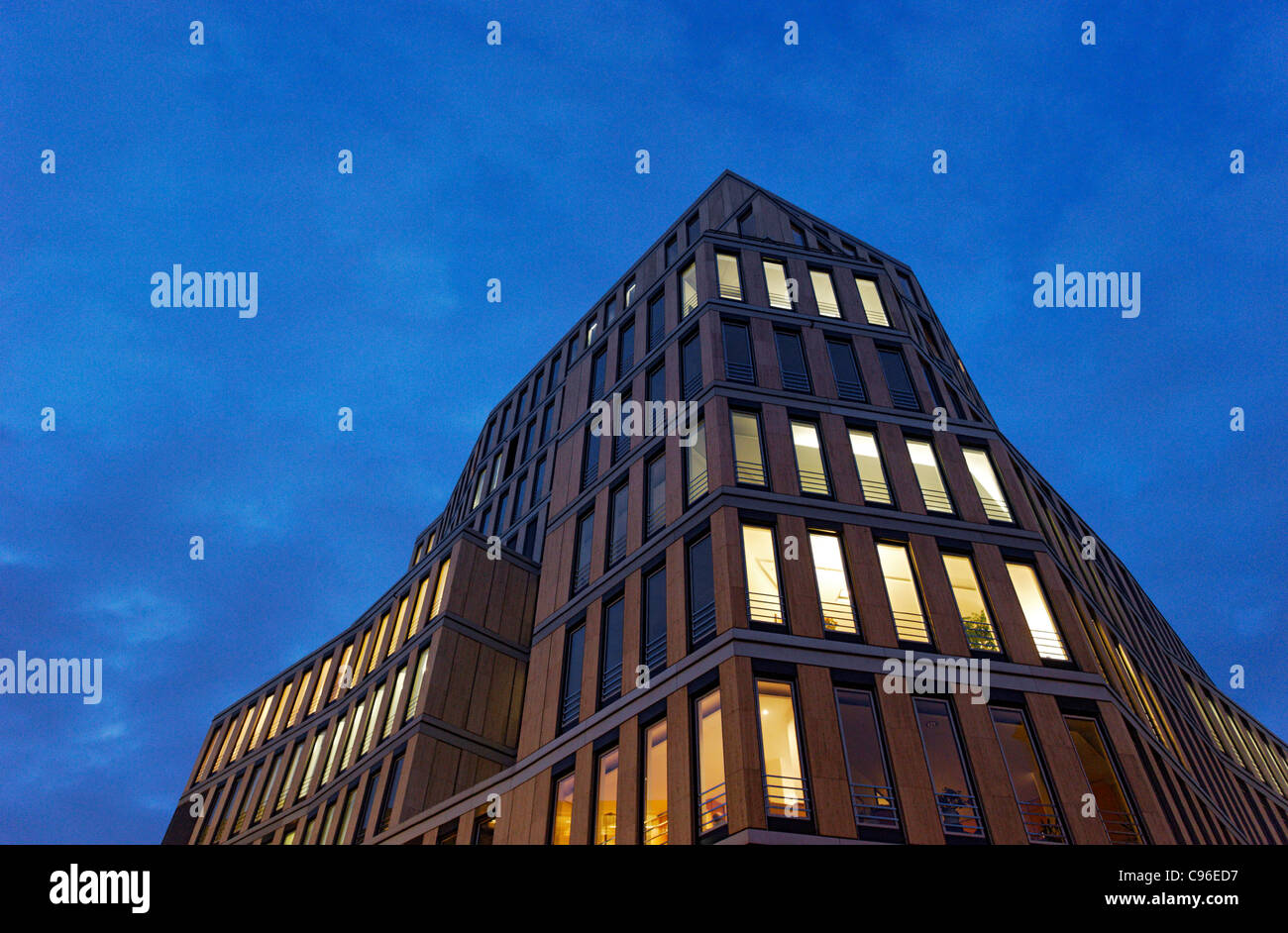 Back view of the Neue Staatsoper opera house, Colonnaden shopping ...