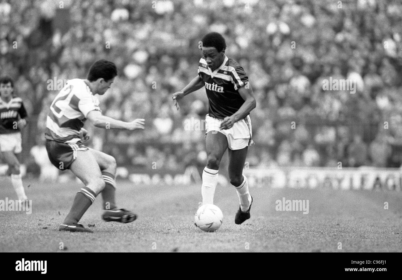 Mark walters villa aston villa hi-res stock photography and images - Alamy