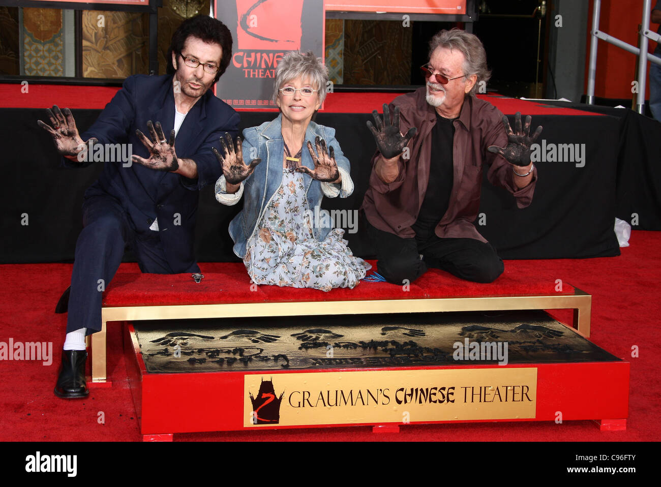 GEORGE CHAKIRIS & RITA MORENO & RUSS TAMBLYN WEST SIDE STORY HAND AND ...