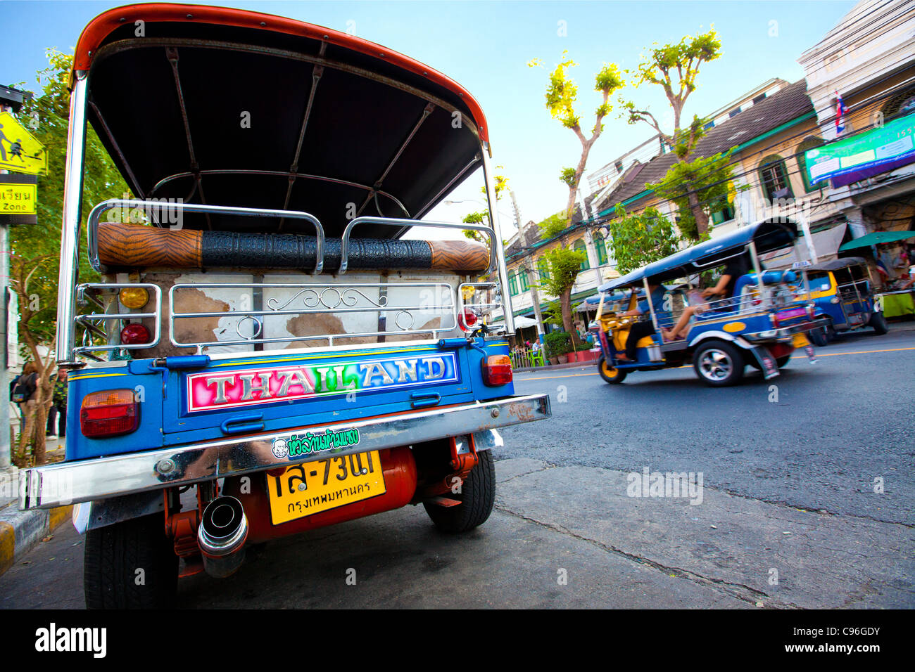 Back of tuk tuk hi-res stock photography and images - Alamy