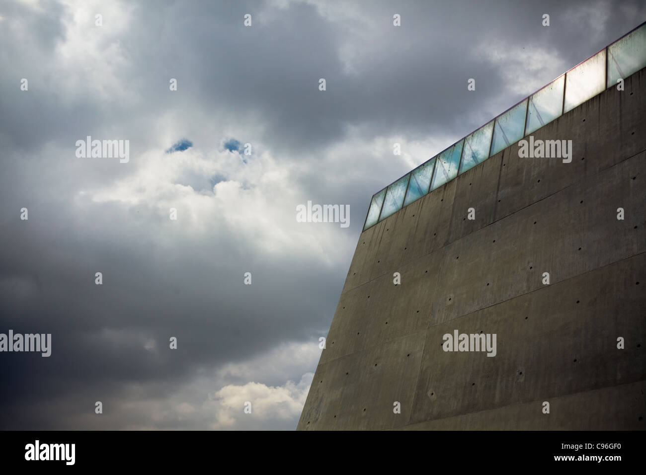Yad vashem jewish holocaust hi-res stock photography and images - Alamy