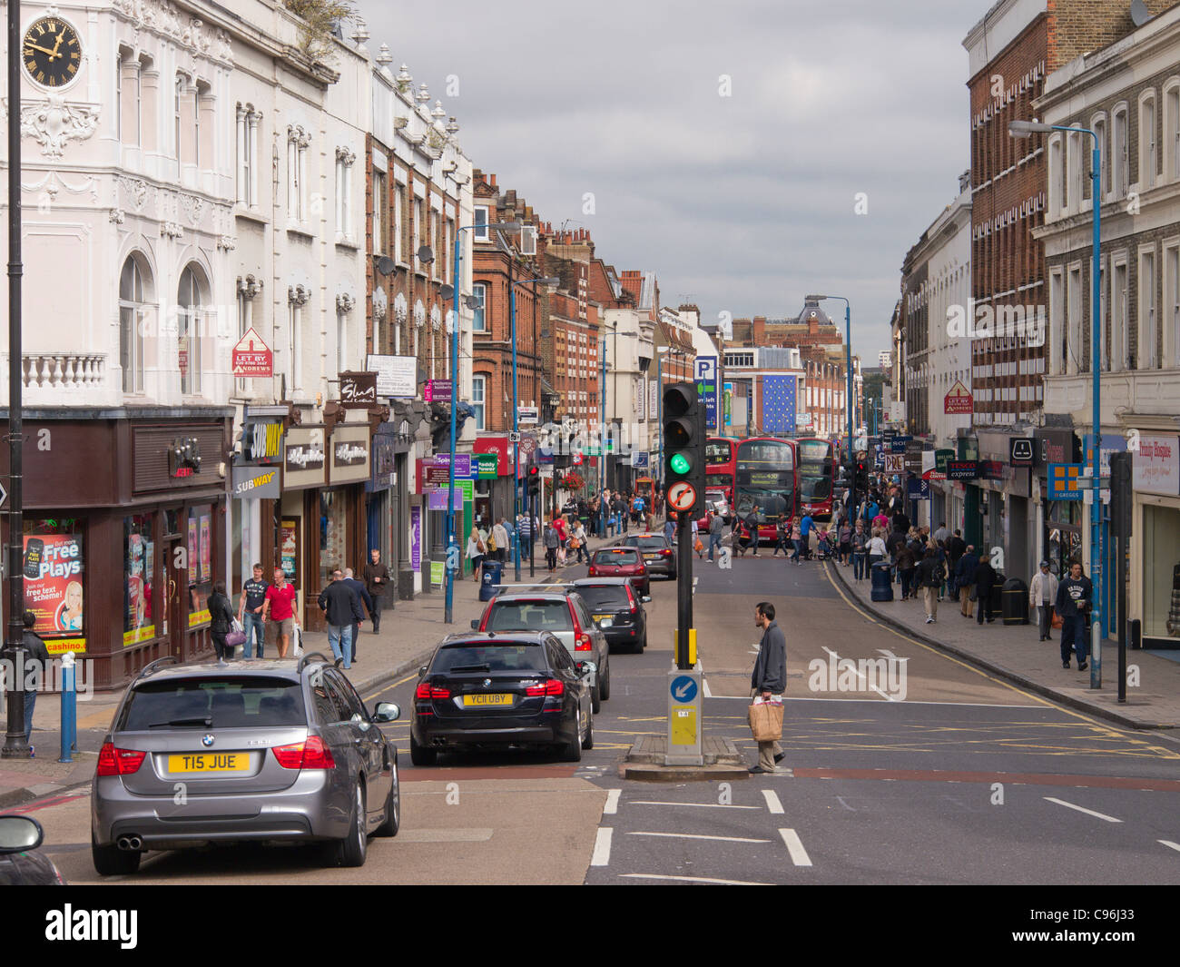 Putney high street traffic hi-res stock photography and images - Alamy