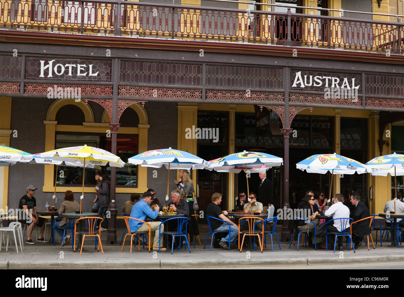 Lunchtime diners outside the Austral Hotel on Rundle Street. Adelaide ...