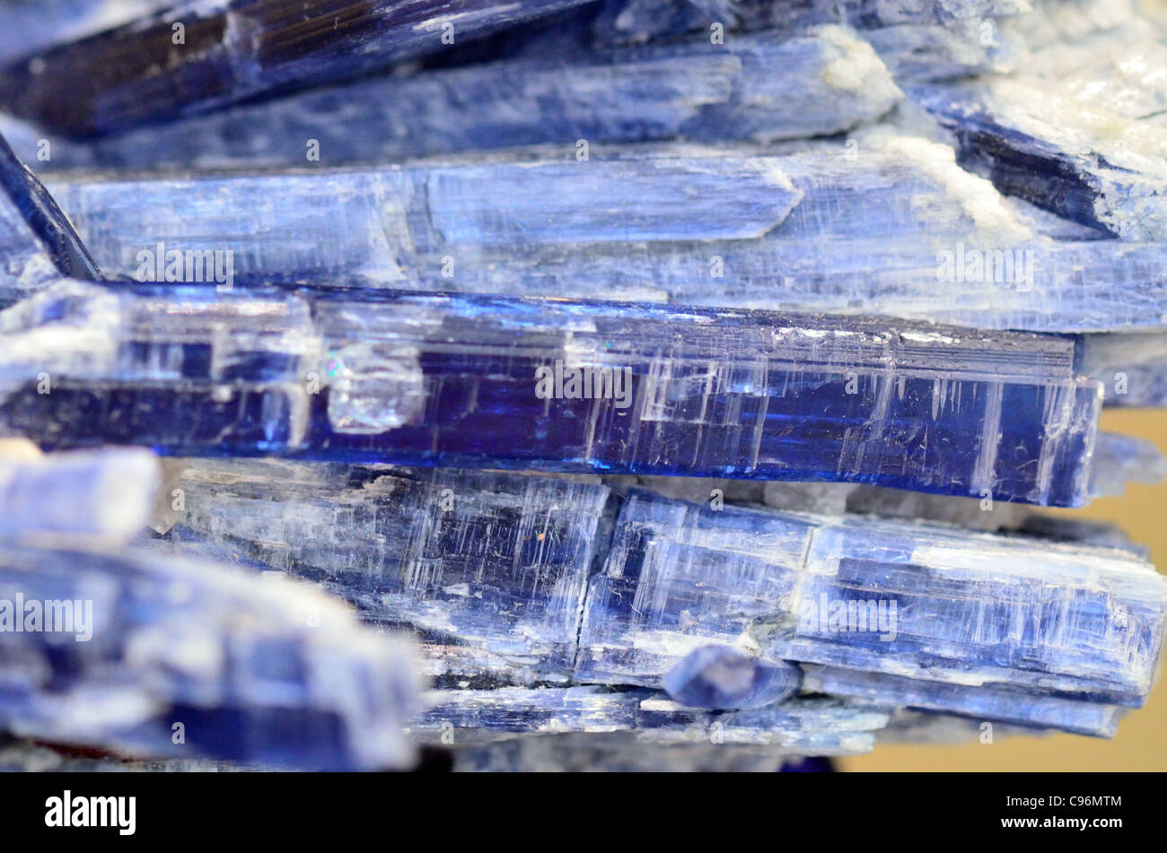 Kyanite crystals, aluminum silicate Al2SiO5 Stock Photo - Alamy
