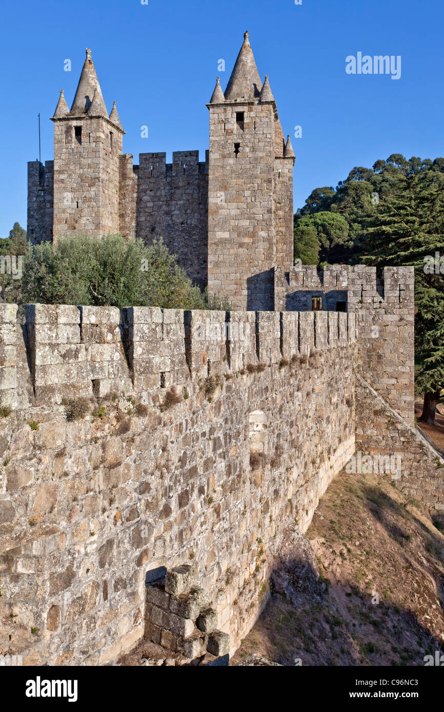 Castelo de santa maria da feira hi-res stock photography and images - Alamy